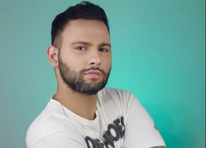 مغني لبناني يعلن زواجه من صديقه | خبر | في الفن